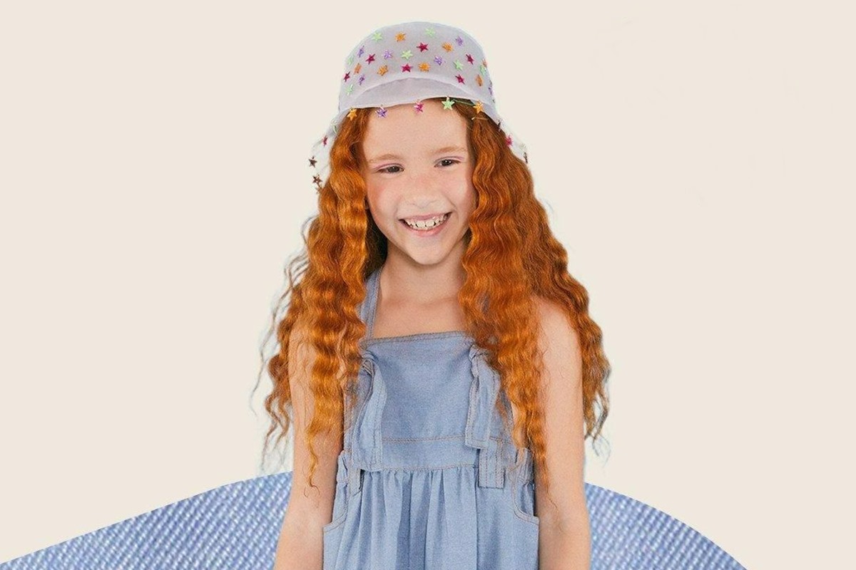 Marca infantil Fábula lança peça sustentáveis inspiradas no azul