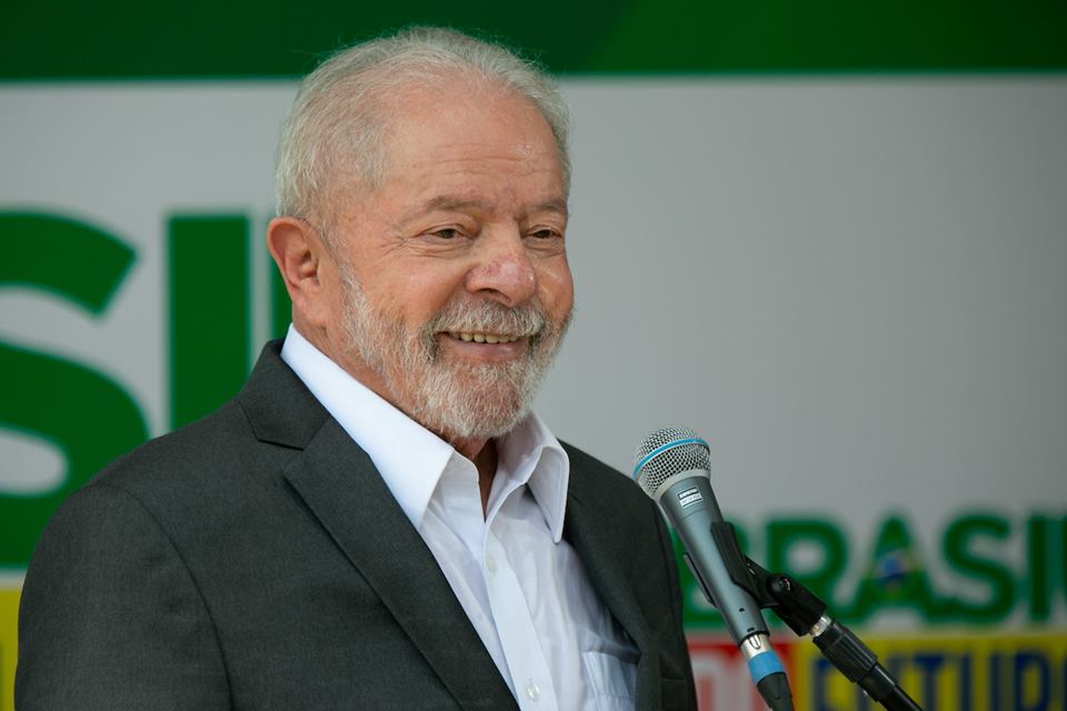 Lula decide ir ao treino da Seleção Brasileira feminina