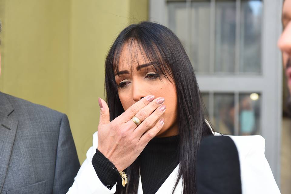 Lisa Gomes anuncia afastamento do TV Fama. Saiba o motivo!