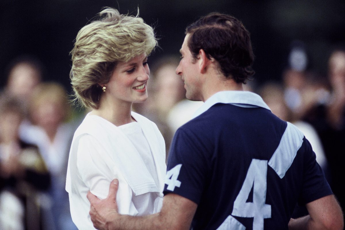 Princesa Diana enviava cartões de Dia dos Namorados a Andrew; entenda