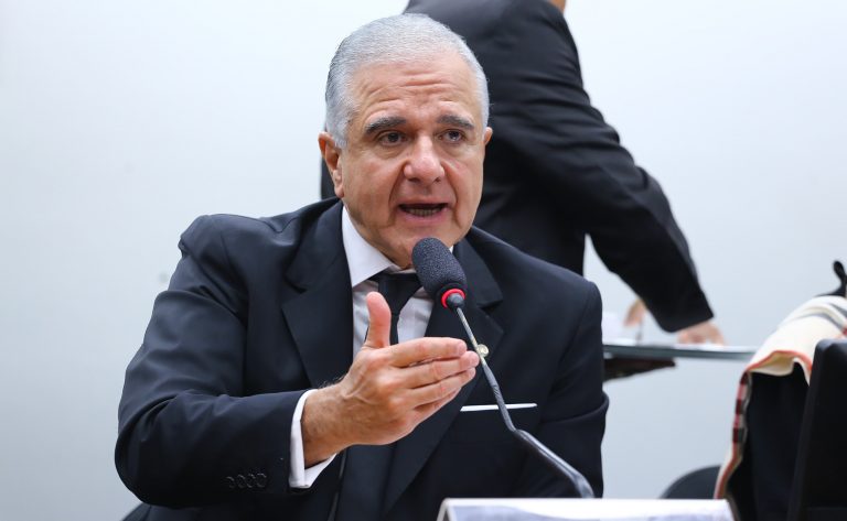 Deputado Júlio Lopes propõe a Haddad Desenrola para empresas
