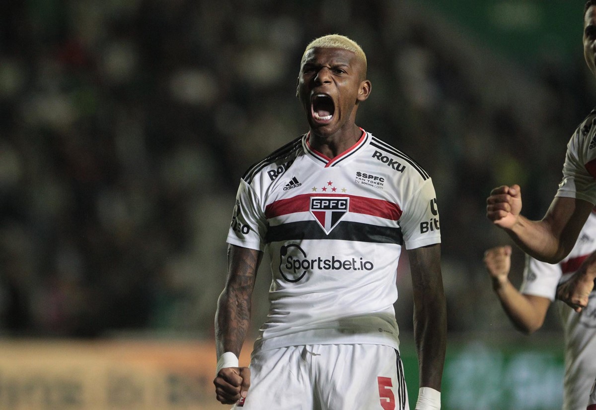 Relembre as polêmicas de Robert Arboleda no São Paulo