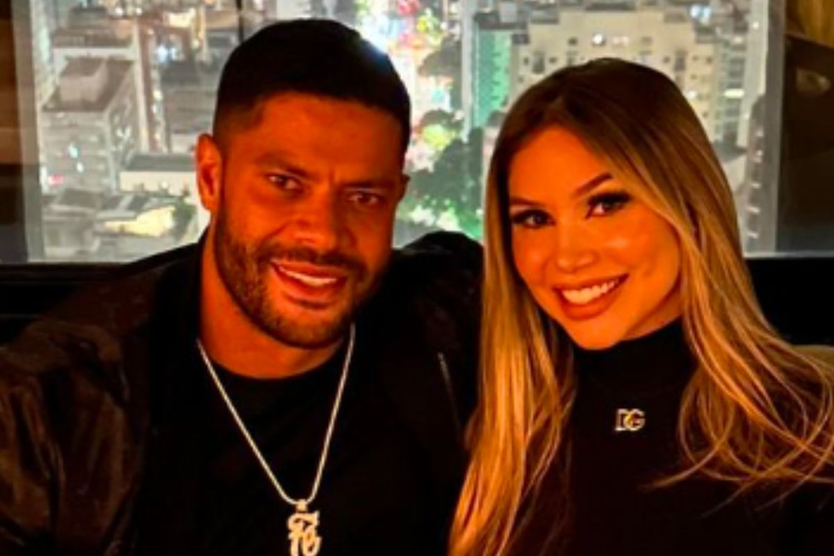 Hulk celebra 4 anos de casamento com Camila Ângelo, sobrinha de sua ex