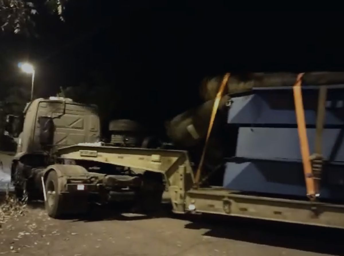 Viagem de 3 dias: Exército leva bombas de drenagem da Sabesp ao RS