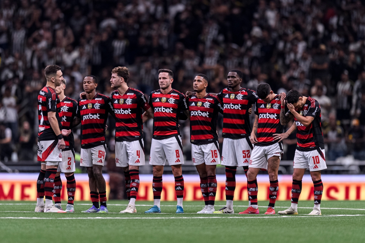 Flamengo pode ser campeão sem ter a taça no estádio; entenda
